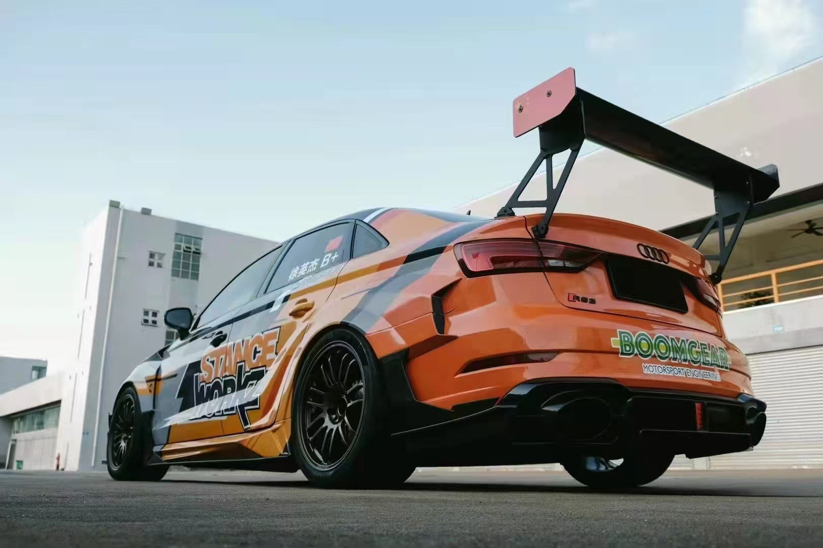 ชุด Body Kit Audi RS3 LMS TCR 8Y จาก CMST Tuning วัสดุ FRP หรือ Carbon ...